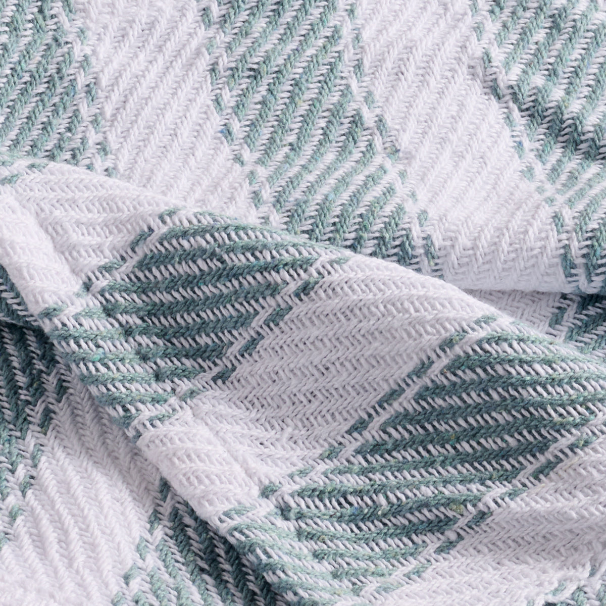 Garmee Upcycled Cotton Beach Blanket - Blue – Ten Thousand Villages