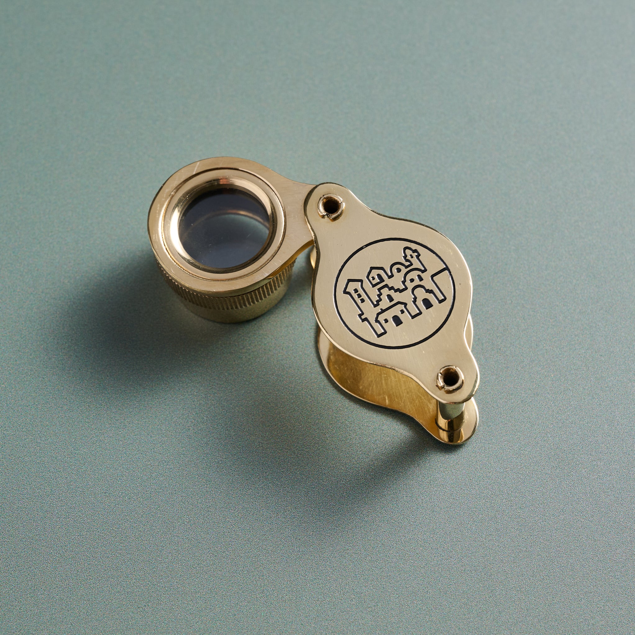 Easy Read Portable Magnifier | Ten Thousand Villages