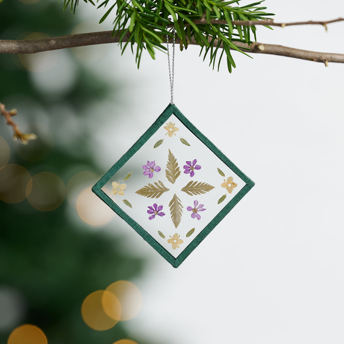 Sweet Blessings Pressed Flowers Ornament – Ten Thousand Villages